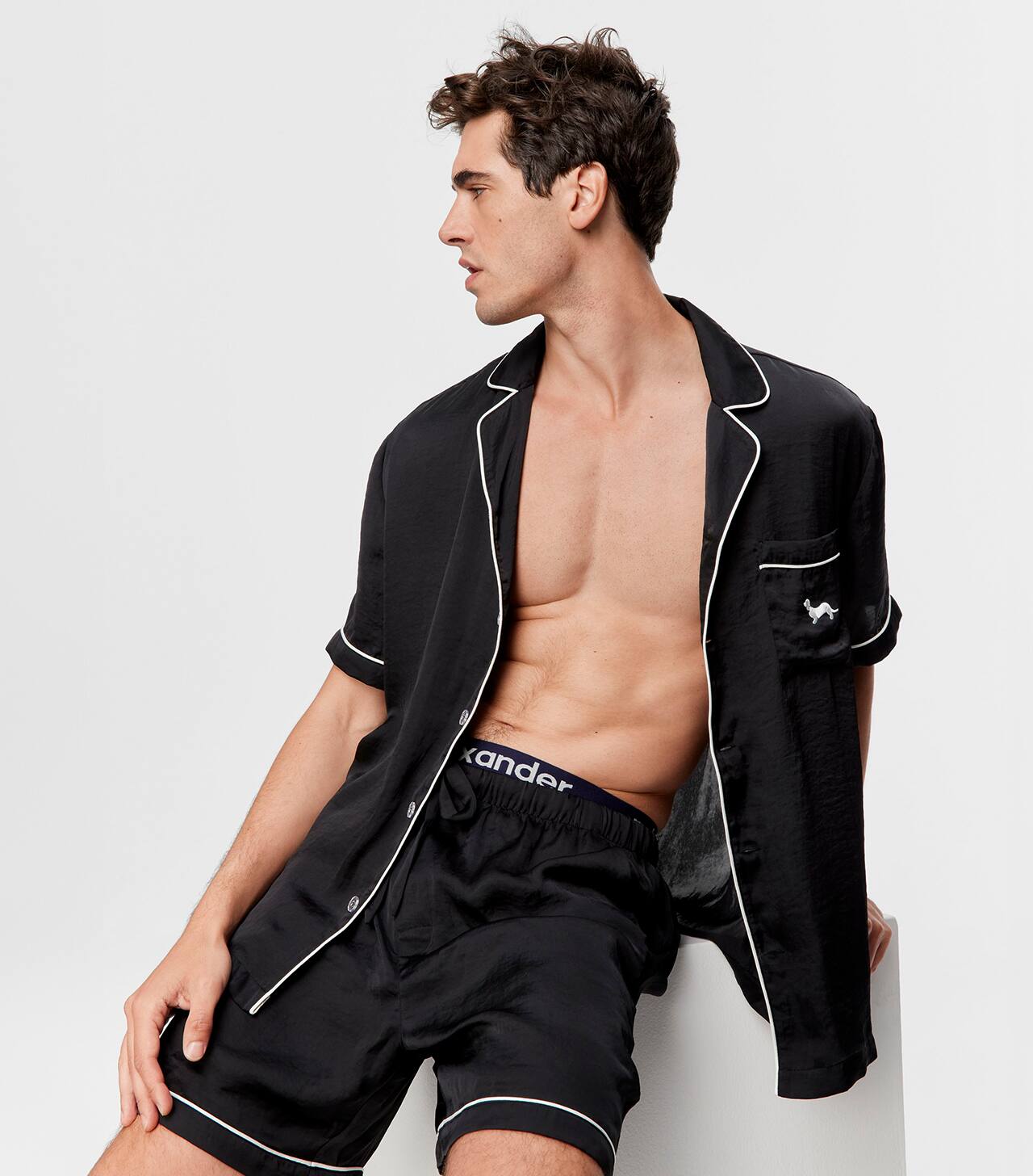 Men's Pyjamas - Men's Nightwear & Robes | Peter Alexander